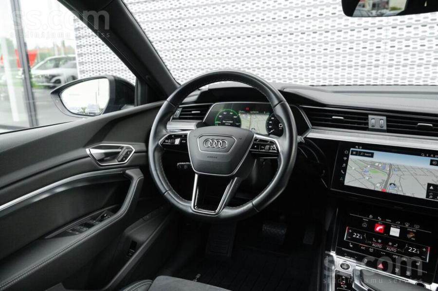Zils Audi E-Tron 2023 Rīga, ar dzinēja tilpumu 0.00 L un nobraukumu 73 tūkst. km par 58450 €, foto 28 vietnē AUTOMOTO.COM.LV