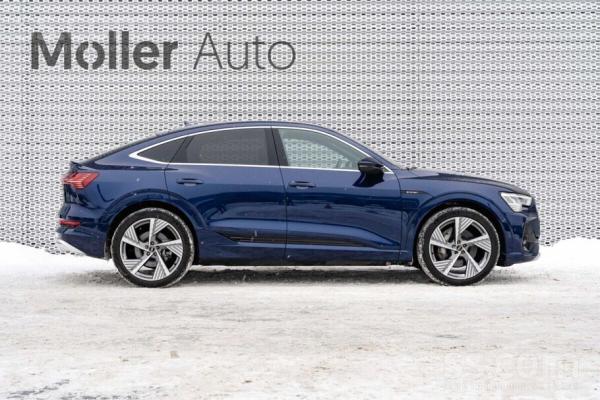 Blue Audi E-Tron 2024 in Riga, with an engine capacity of 0.00 L and mileage of 39 thousand km for 59900 €, photo 5 on AUTOMOTO.COM.LV