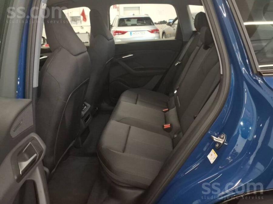 Zils Audi E-Tron 2025 Rīga, ar dzinēja tilpumu 0.00 L un nobraukumu 16 tūkst. km par 48900 €, foto 9 vietnē AUTOMOTO.COM.LV