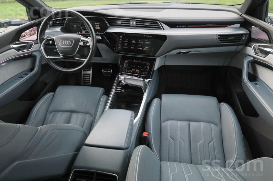 Blue Audi E-Tron 2020 in Riga, with an engine capacity of 0.00 L and mileage of 68 thousand km for 36990 €, photo 7 on AUTOMOTO.COM.LV