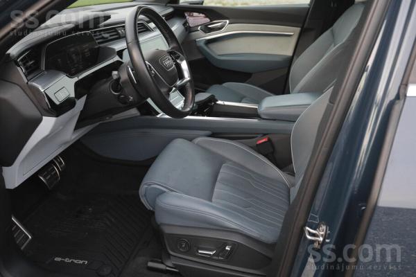 Blue Audi E-Tron 2020 in Riga, with an engine capacity of 0.00 L and mileage of 68 thousand km for 36990 €, photo 8 on AUTOMOTO.COM.LV