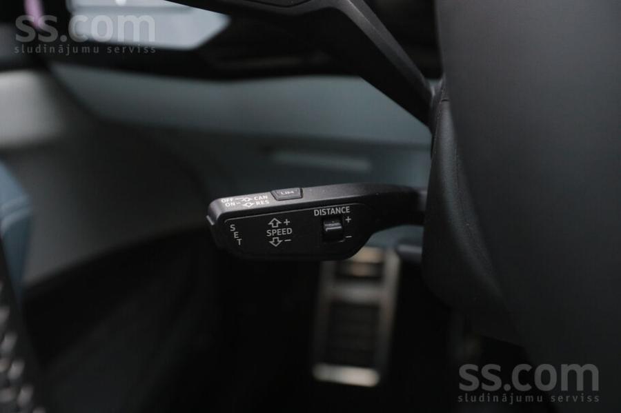 Blue Audi E-Tron 2020 in Riga, with an engine capacity of 0.00 L and mileage of 68 thousand km for 36990 €, photo 14 on AUTOMOTO.COM.LV