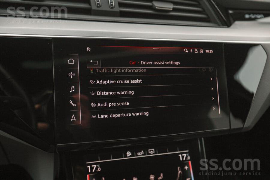 Blue Audi E-Tron 2020 in Riga, with an engine capacity of 0.00 L and mileage of 68 thousand km for 36990 €, photo 19 on AUTOMOTO.COM.LV