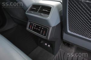 Blue Audi E-Tron 2020 in Riga, with an engine capacity of 0.00 L and mileage of 68 thousand km for 36990 €, photo 26 on AUTOMOTO.COM.LV