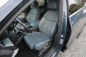 Blue Audi E-Tron 2020 in Riga, with an engine capacity of 0.00 L and mileage of 68 thousand km for 36990 €, photo 29 on AUTOMOTO.COM.LV