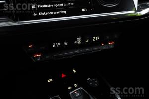 Zils Audi E-Tron 2023 Rīga, ar dzinēja tilpumu 0.00 L un nobraukumu 0 tūkst. km par 25900 €, foto 25 vietnē AUTOMOTO.COM.LV