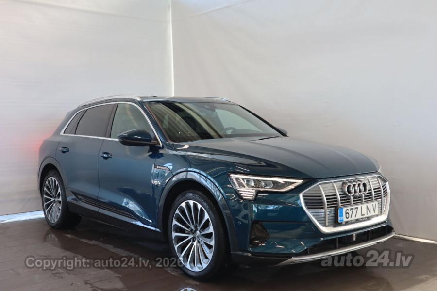 Blue Audi E-Tron 2019 in Tallinn, with an engine capacity of 0.00 L and mileage of 118 thousand km for 30500 €, photo 1 on AUTOMOTO.COM.LV