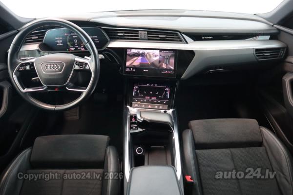 Zils Audi E-Tron 2019 Tallina, ar dzinēja tilpumu 0.00 L un nobraukumu 118 tūkst. km par 30500 €, foto 11 vietnē AUTOMOTO.COM.LV