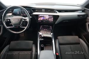 Blue Audi E-Tron 2019 in Tallinn, with an engine capacity of 0.00 L and mileage of 118 thousand km for 30500 €, photo 11 on AUTOMOTO.COM.LV