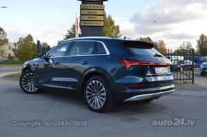 Zils Audi E-Tron 2019 Tartu, ar dzinēja tilpumu 0.00 L un nobraukumu 160 tūkst. km par 29000 €, foto 4 vietnē AUTOMOTO.COM.LV