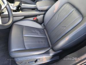 Blue Audi E-Tron 2019 in Tallinn, with an engine capacity of 0.00 L and mileage of 86 thousand km for 25900 €, photo 10 on AUTOMOTO.COM.LV