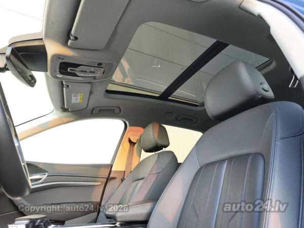 Синий Ауди E-Tron 2019 в Таллин, объемом двигателя 0.00 л и пробегом 86 тыс. км за 25900 €, фото 11 на AUTOMOTO.COM.LV