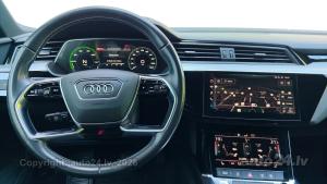 Zils Audi E-Tron 2019 Tallina, ar dzinēja tilpumu 0.00 L un nobraukumu 122 tūkst. km par 24995 €, foto 10 vietnē AUTOMOTO.COM.LV