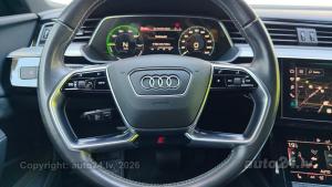 Zils Audi E-Tron 2019 Tallina, ar dzinēja tilpumu 0.00 L un nobraukumu 122 tūkst. km par 24995 €, foto 13 vietnē AUTOMOTO.COM.LV