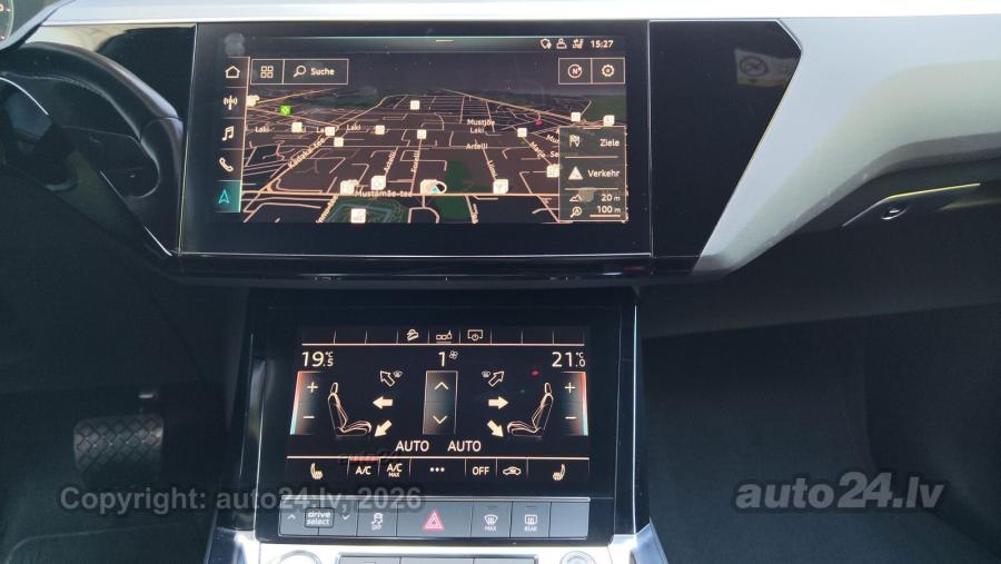Zils Audi E-Tron 2019 Tallina, ar dzinēja tilpumu 0.00 L un nobraukumu 122 tūkst. km par 24995 €, foto 15 vietnē AUTOMOTO.COM.LV