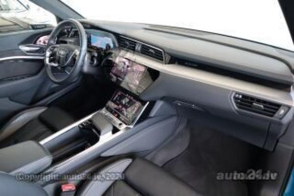 Blue Audi E-Tron 2019 in Tallinn, with an engine capacity of 0.00 L and mileage of 103 thousand km for 31900 €, photo 9 on AUTOMOTO.COM.LV
