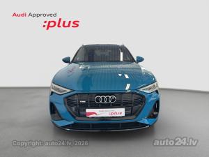 Синий Ауди E-Tron 2020 в Таллин, объемом двигателя 0.00 л и пробегом 62 тыс. км за 35900 €, фото 5 на AUTOMOTO.COM.LV