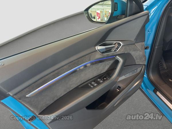 Blue Audi E-Tron 2020 in Tallinn, with an engine capacity of 0.00 L and mileage of 62 thousand km for 35900 €, photo 7 on AUTOMOTO.COM.LV