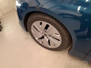 Blue Audi E-Tron 2025 in Riga, with an engine capacity of 0.00 L and mileage of 7 thousand km for 54000 €, photo 12 on AUTOMOTO.COM.LV
