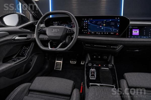 Blue Audi E-Tron 2025 in Riga, with an engine capacity of 0.00 L and mileage of 4 thousand km for 64000 €, photo 3 on AUTOMOTO.COM.LV