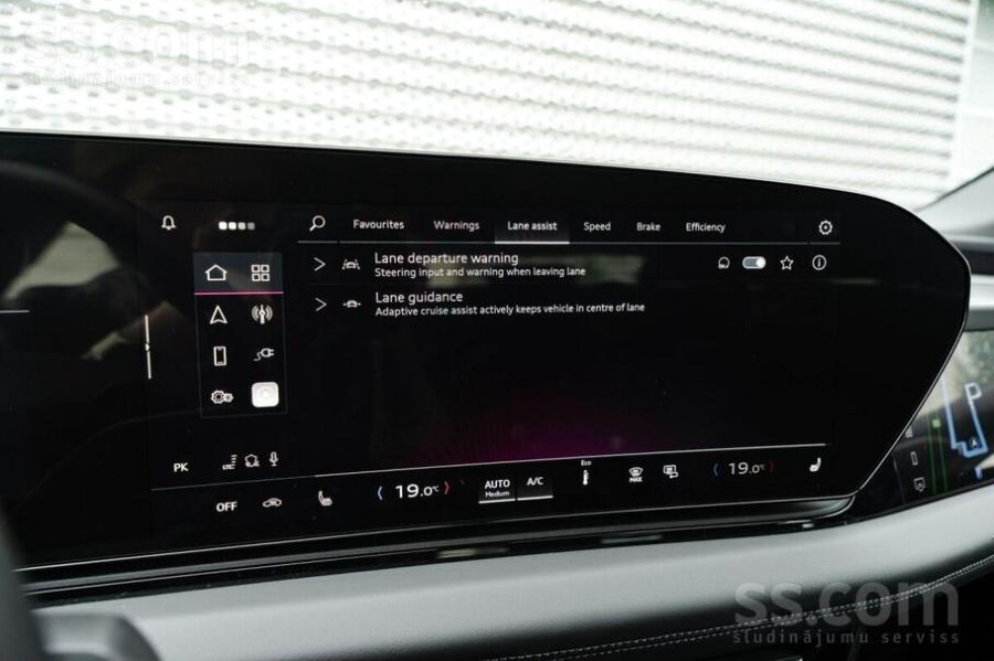 Brūns Audi E-Tron 2025 Rīga, ar dzinēja tilpumu 0.00 L un nobraukumu 8 tūkst. km par 74900 €, foto 24 vietnē AUTOMOTO.COM.LV
