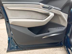 Audi E-Tron 2018 in Tallinn, with an engine capacity of 0.00 L and mileage of 204 thousand km for 20900 €, photo 10 on AUTOMOTO.COM.LV