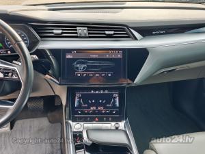 Audi E-Tron 2018 in Tallinn, with an engine capacity of 0.00 L and mileage of 204 thousand km for 20900 €, photo 18 on AUTOMOTO.COM.LV