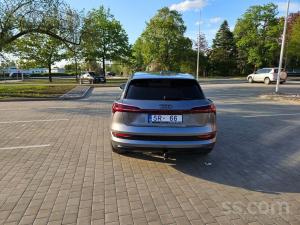Audi E-Tron 2019 Rīga, ar dzinēja tilpumu 0.00 L un nobraukumu 101 tūkst. km par 28000 €, foto 6 vietnē AUTOMOTO.COM.LV