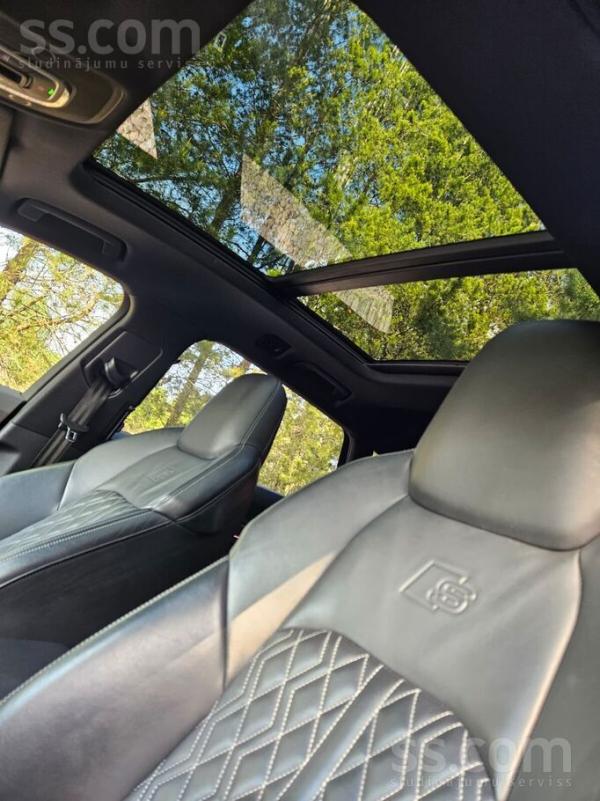 Audi E-Tron 2019 in Riga, with an engine capacity of 0.00 L and mileage of 101 thousand km for 28000 €, photo 8 on AUTOMOTO.COM.LV