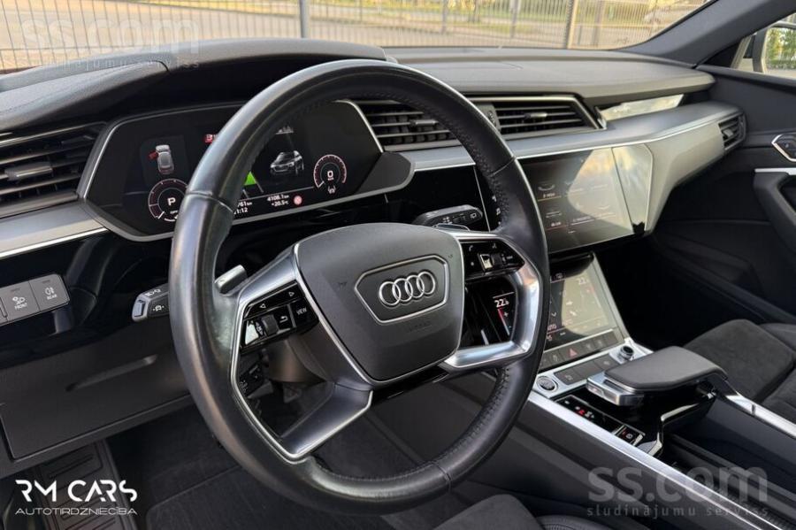 Audi E-Tron 2020 in Jelgava, with an engine capacity of 0.00 L and mileage of 0 thousand km for 23000 €, photo 11 on AUTOMOTO.COM.LV