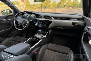 Audi E-Tron 2020 in Jelgava, with an engine capacity of 0.00 L and mileage of 0 thousand km for 23000 €, photo 13 on AUTOMOTO.COM.LV