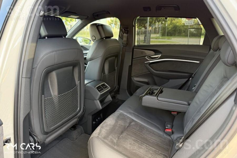 Audi E-Tron 2020 in Jelgava, with an engine capacity of 0.00 L and mileage of 0 thousand km for 23000 €, photo 16 on AUTOMOTO.COM.LV