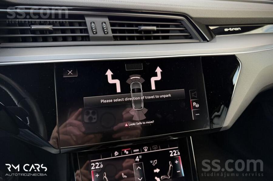 Audi E-Tron 2020 in Jelgava, with an engine capacity of 0.00 L and mileage of 0 thousand km for 23000 €, photo 21 on AUTOMOTO.COM.LV