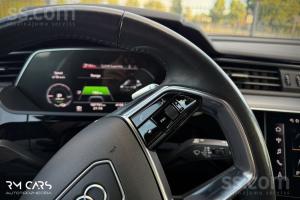 Audi E-Tron 2020 in Jelgava, with an engine capacity of 0.00 L and mileage of 0 thousand km for 23000 €, photo 25 on AUTOMOTO.COM.LV