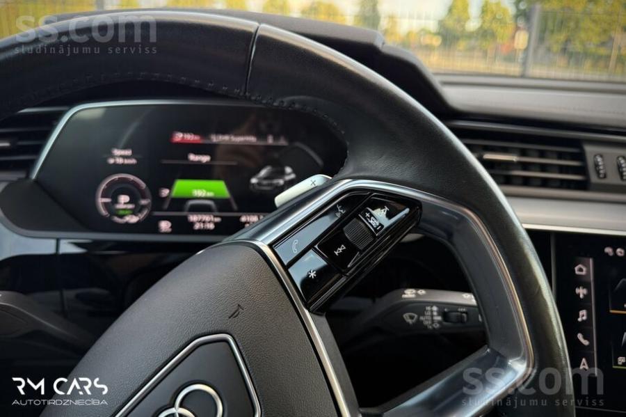 Audi E-Tron 2020 in Jelgava, with an engine capacity of 0.00 L and mileage of 0 thousand km for 23000 €, photo 25 on AUTOMOTO.COM.LV