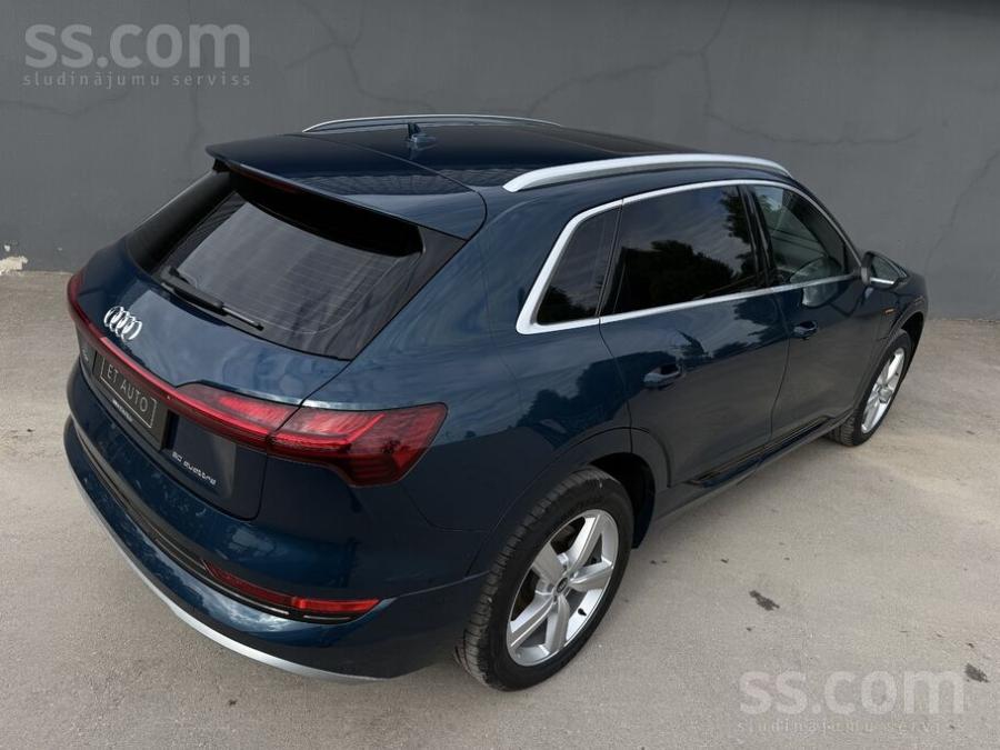 Audi E-Tron 2020 Jelgava, ar dzinēja tilpumu 0.00 L un nobraukumu 83 tūkst. km par 23500 €, foto 5 vietnē AUTOMOTO.COM.LV