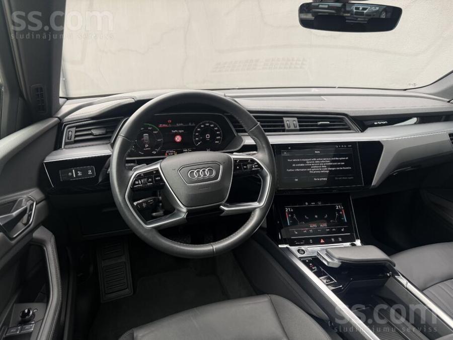 Audi E-Tron 2020 Jelgava, ar dzinēja tilpumu 0.00 L un nobraukumu 83 tūkst. km par 23500 €, foto 10 vietnē AUTOMOTO.COM.LV