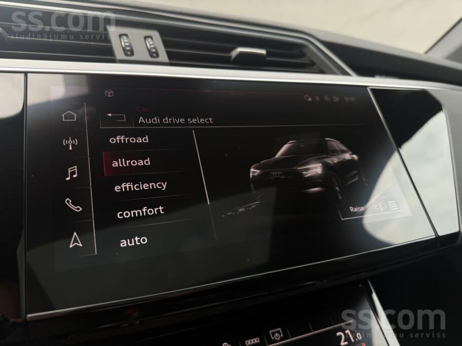 Audi E-Tron 2020 Jelgava, ar dzinēja tilpumu 0.00 L un nobraukumu 83 tūkst. km par 23500 €, foto 13 vietnē AUTOMOTO.COM.LV