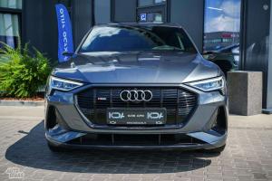 Audi E-Tron 2020 in Kaunas, with an engine capacity of 0.00 L and mileage of 114 thousand km for 32250 €, photo 5 on AUTOMOTO.COM.LV