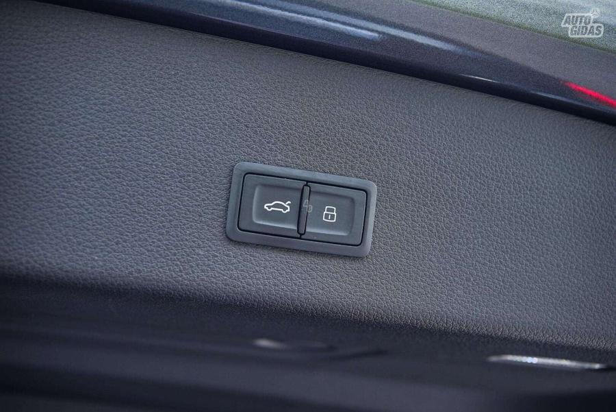 Audi E-Tron 2020 in Kaunas, with an engine capacity of 0.00 L and mileage of 114 thousand km for 32250 €, photo 17 on AUTOMOTO.COM.LV
