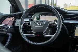 Audi E-Tron 2020 in Kaunas, with an engine capacity of 0.00 L and mileage of 114 thousand km for 32250 €, photo 20 on AUTOMOTO.COM.LV