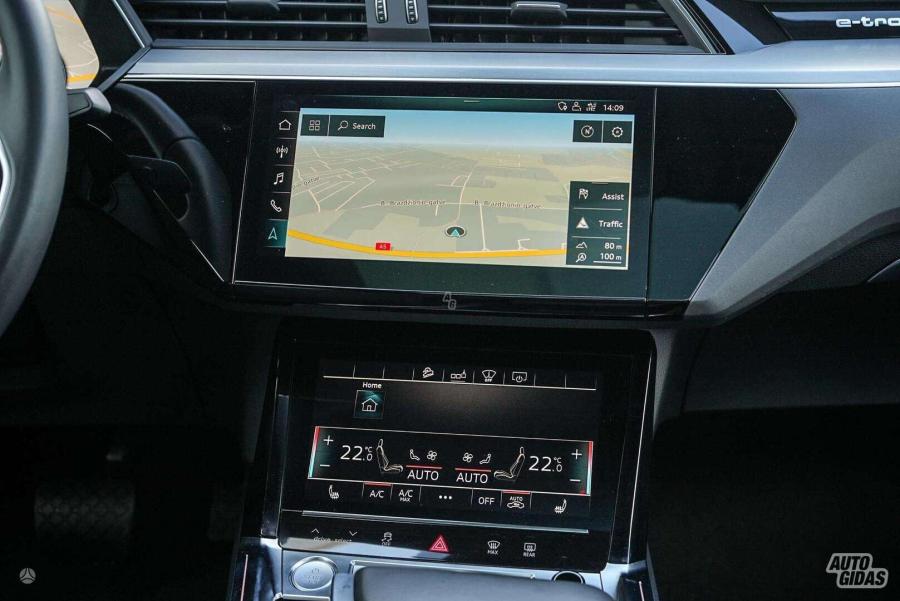 Audi E-Tron 2020 in Kaunas, with an engine capacity of 0.00 L and mileage of 114 thousand km for 32250 €, photo 22 on AUTOMOTO.COM.LV