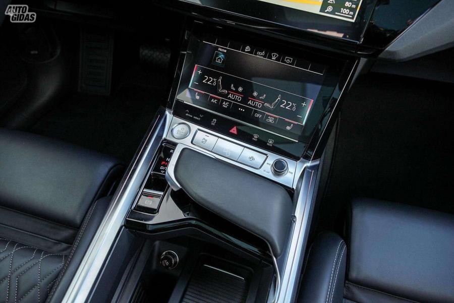 Audi E-Tron 2020 in Kaunas, with an engine capacity of 0.00 L and mileage of 114 thousand km for 32250 €, photo 23 on AUTOMOTO.COM.LV