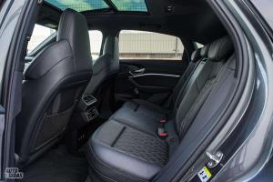 Audi E-Tron 2020 in Kaunas, with an engine capacity of 0.00 L and mileage of 114 thousand km for 32250 €, photo 36 on AUTOMOTO.COM.LV
