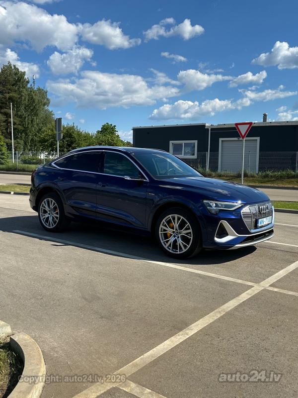 Audi E-Tron 2021 Rīga, ar dzinēja tilpumu 0.00 L un nobraukumu 104 tūkst. km par 34900 €, foto 7 vietnē AUTOMOTO.COM.LV