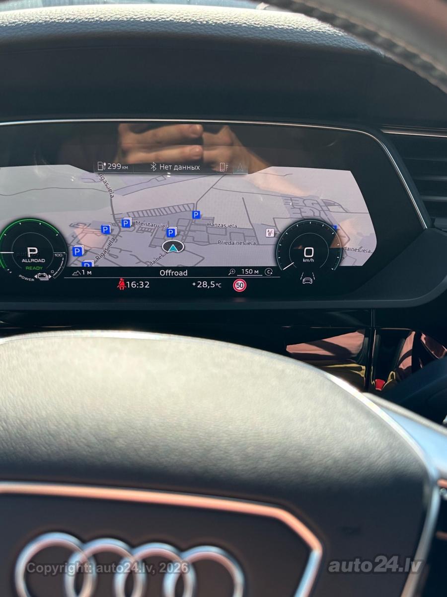 Audi E-Tron 2021 in Riga, with an engine capacity of 0.00 L and mileage of 104 thousand km for 34900 €, photo 18 on AUTOMOTO.COM.LV
