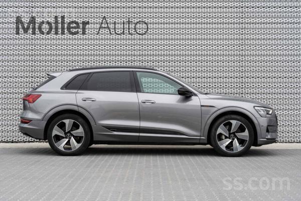 Audi E-Tron 2022 in Riga, with an engine capacity of 0.00 L and mileage of 54 thousand km for 42400 €, photo 5 on AUTOMOTO.COM.LV