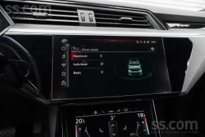 Audi E-Tron 2022 in Riga, with an engine capacity of 0.00 L and mileage of 54 thousand km for 42400 €, photo 19 on AUTOMOTO.COM.LV