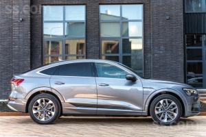 Audi E-Tron 2022 Rīga, ar dzinēja tilpumu 0.00 L un nobraukumu 32 tūkst. km par 39990 €, foto 7 vietnē AUTOMOTO.COM.LV