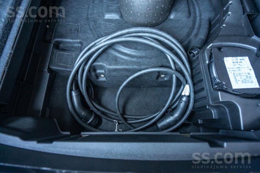 Audi E-Tron 2022 Rīga, ar dzinēja tilpumu 0.00 L un nobraukumu 32 tūkst. km par 39990 €, foto 35 vietnē AUTOMOTO.COM.LV